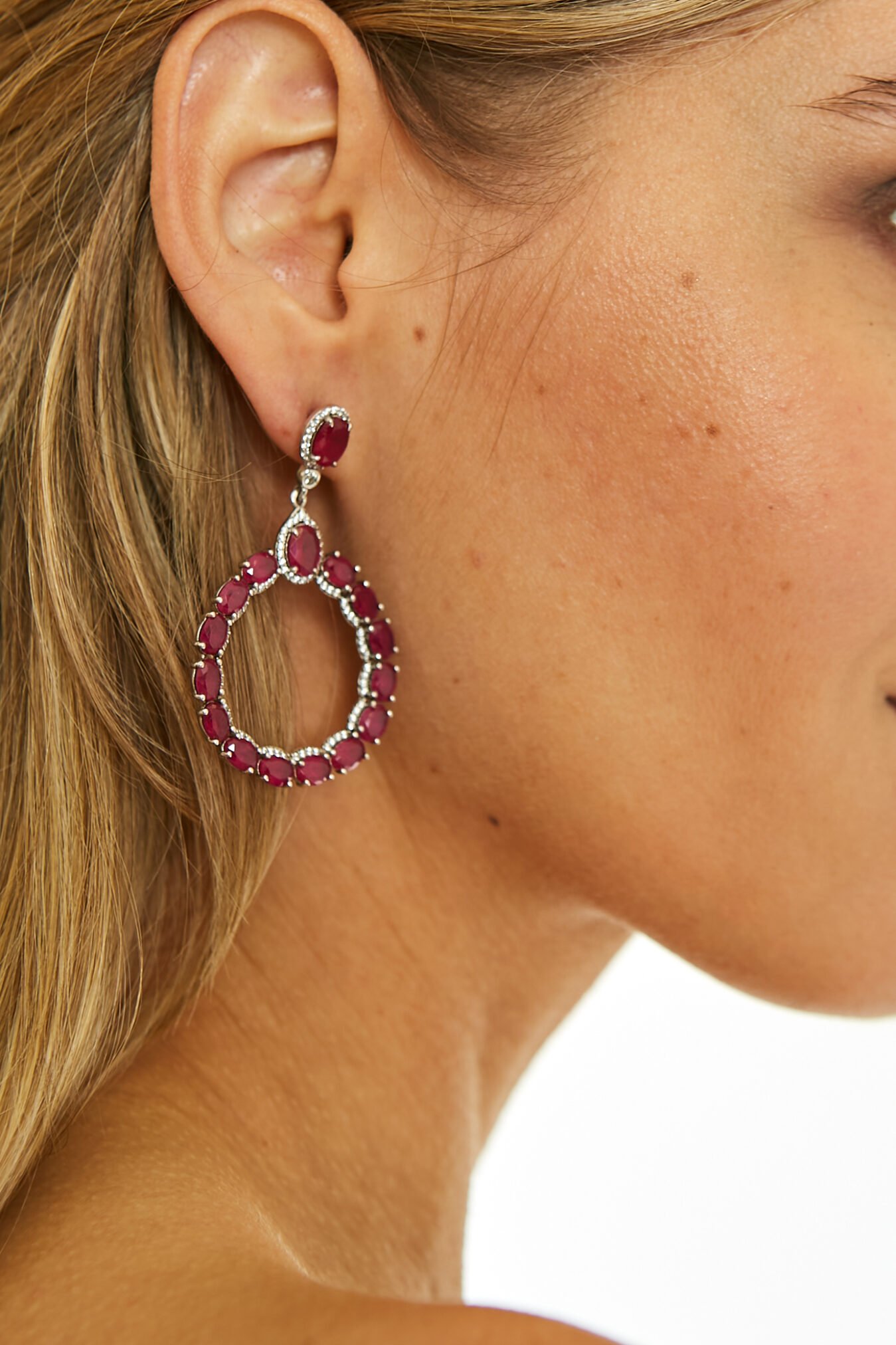 Brinco Vanessa Rubi – Closet.Me